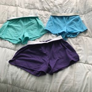 Aly Leonard's Closet (@alyleonard) | Poshmark